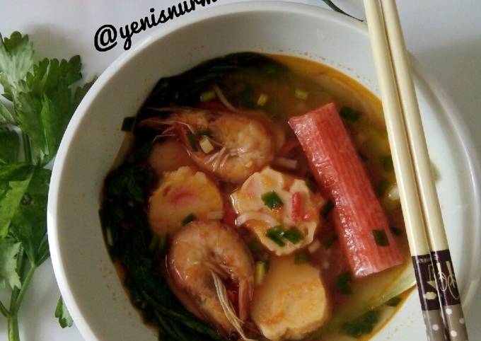 Resep Suki kuah tomyam oleh Yenis_kitchen - Cookpad