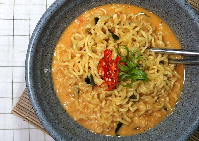 Resep Creamy Ramyun oleh @enonew - Cookpad