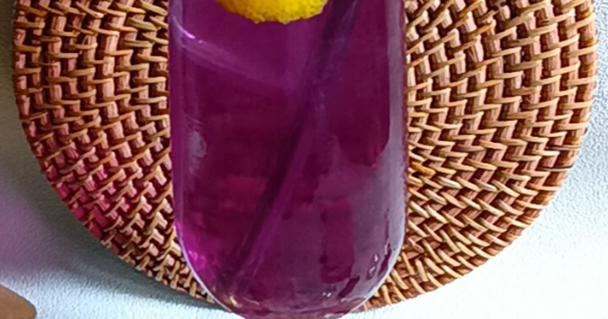 Resep 551. Es Teh Bunga Telang oleh Devin - Cookpad