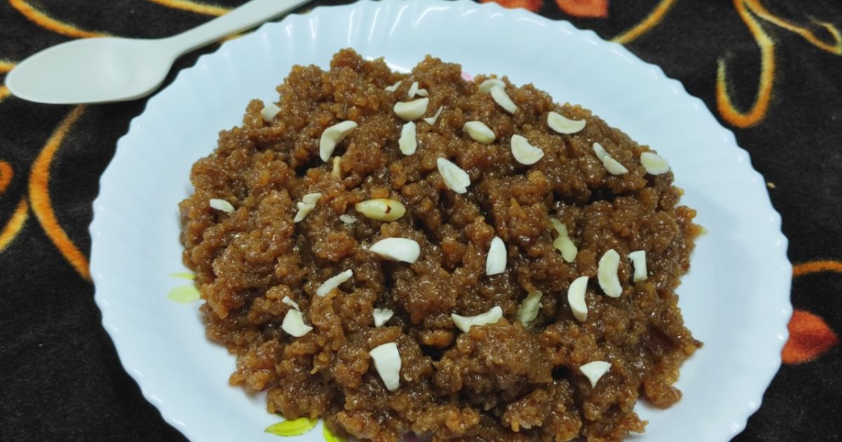 लापसी शिरा (Lapsi Shira Recipe In Marathi) रेसिपी Nilan Raje द्वारे ...