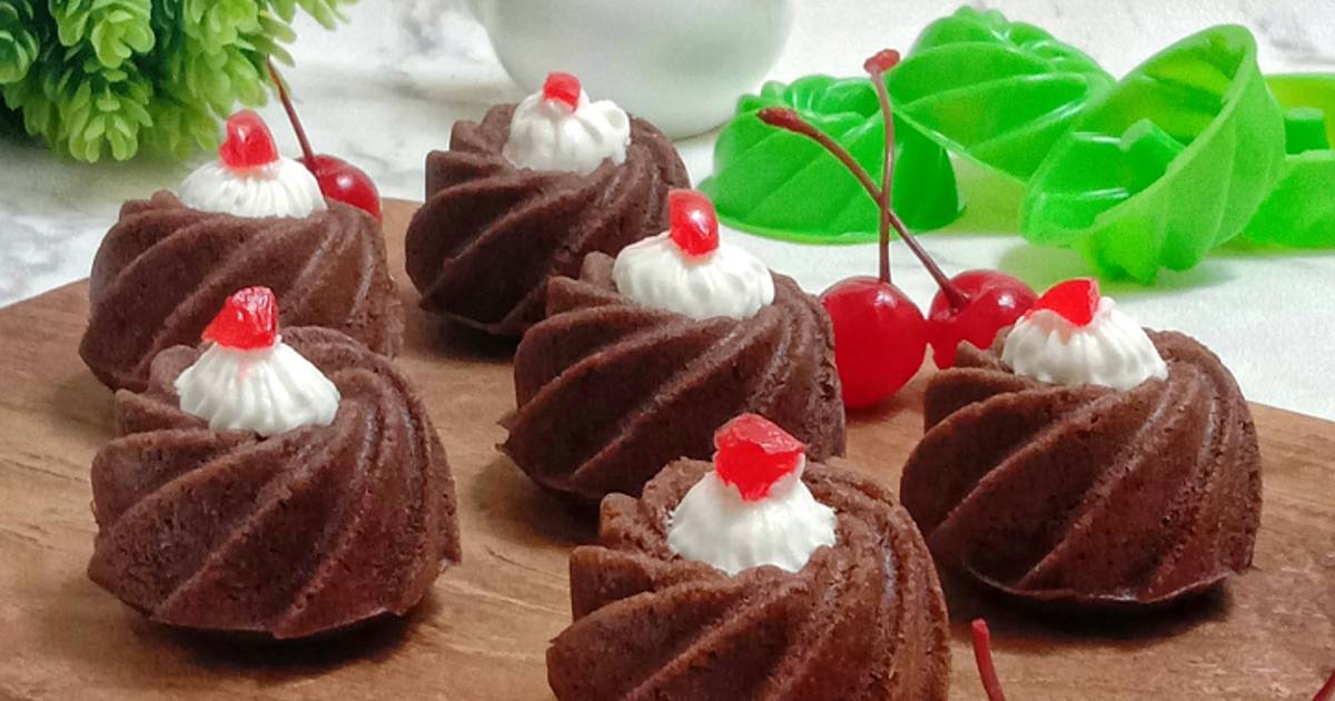 Resep Bolu Mini Coklat Kukus oleh Adelia Firdaus - Cookpad