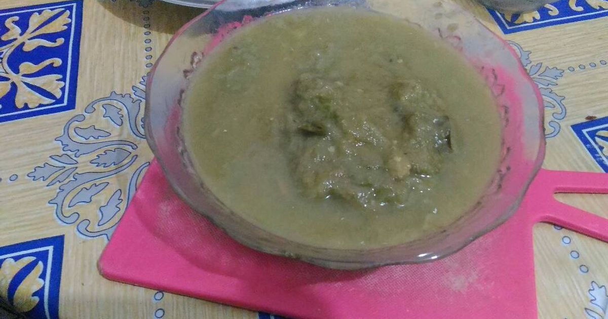 Resep Sayur Lumbu (Batang Pohon Talas) oleh anggun Enha - Cookpad