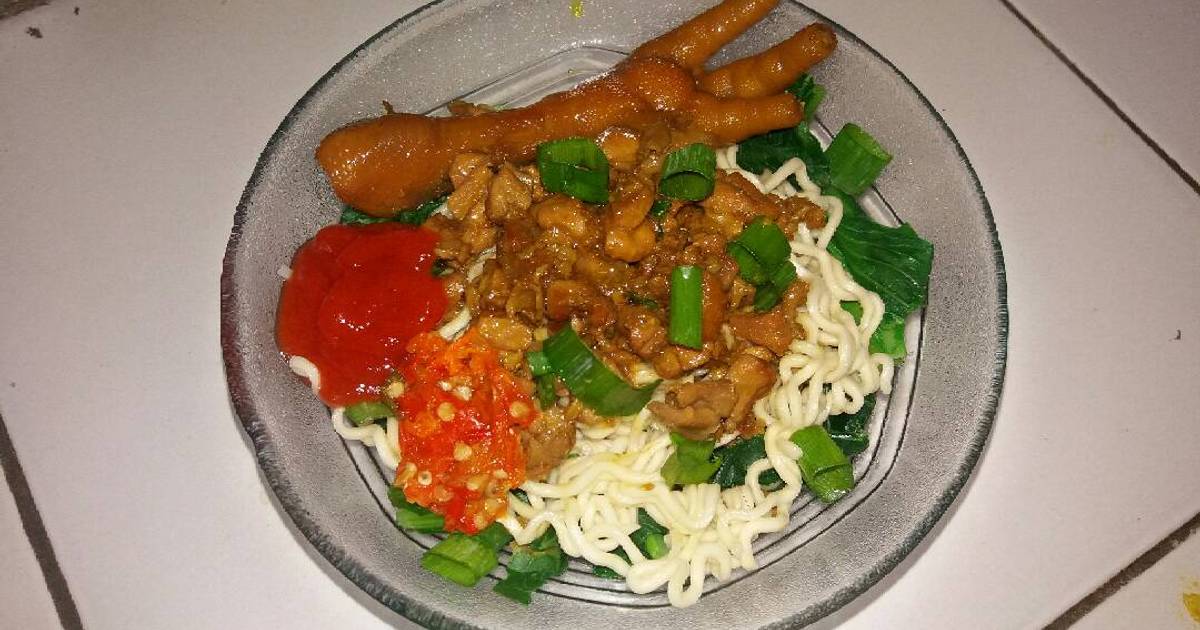 Resep Mie ayam ceker oleh Dwie Jibrud - Cookpad