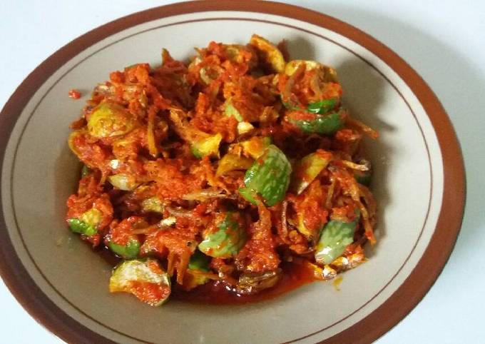 Resep Sambal merah campur oleh Neneng setiyawati - Cookpad
