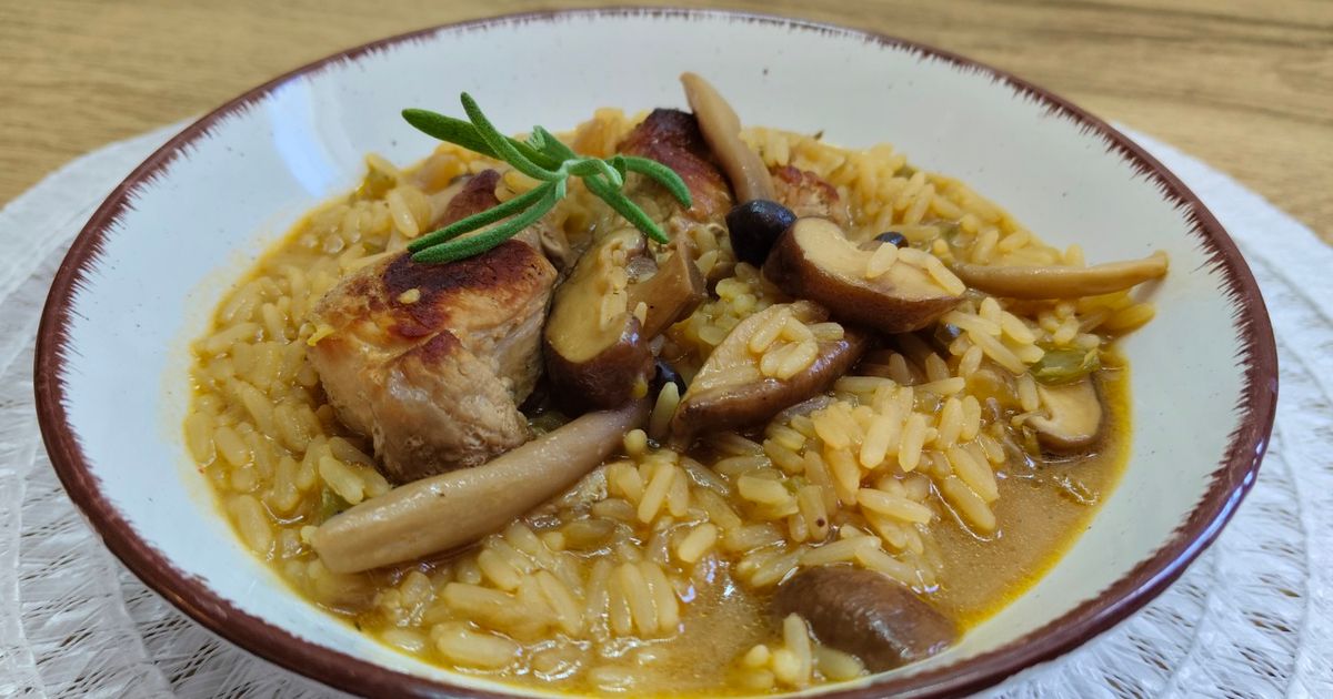 Arroz Con Solomillo Y Setas Receta de Fini Bautista Angulo- Cookpad