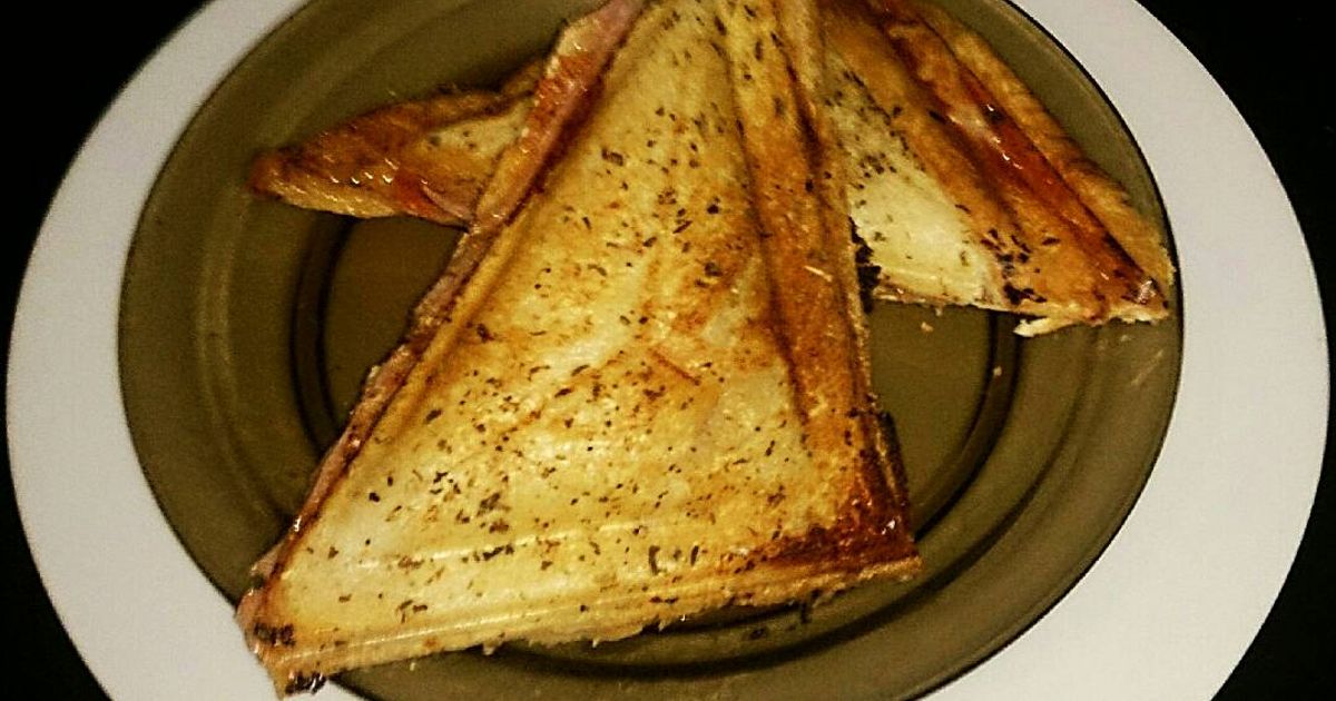 Tex's Chicken, Cheese, And Red Onion Toastie, Jaffle, Sanga Recipe by ...