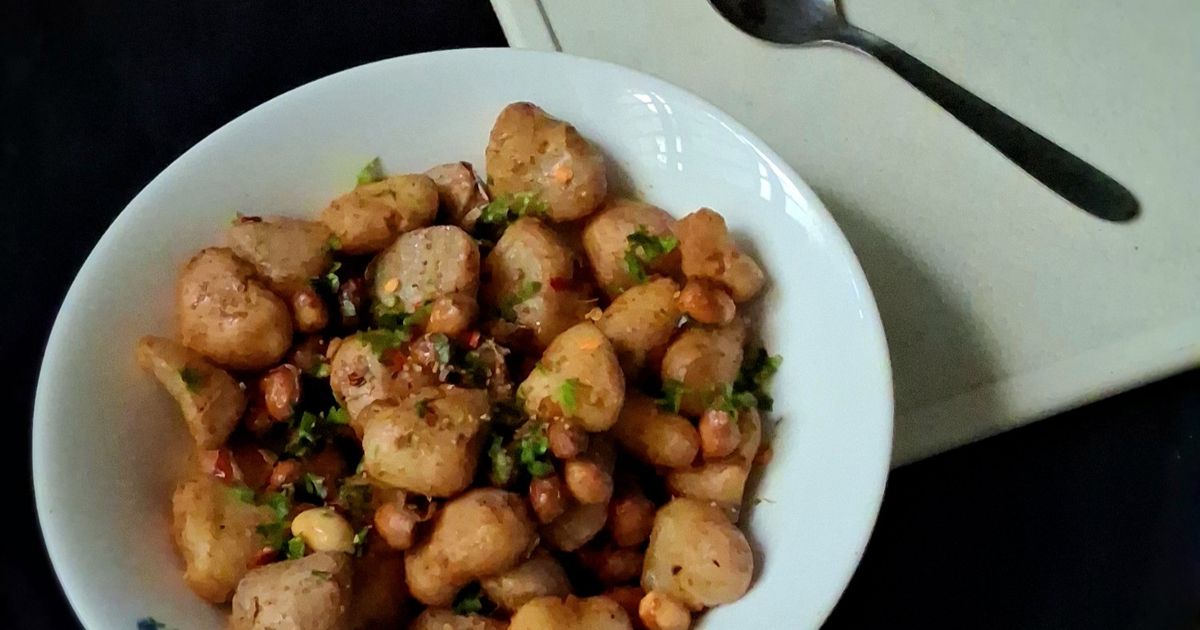 Peanut & Water Chestnut Stir Fry Recipe by Sanuber Ashrafi - Cookpad