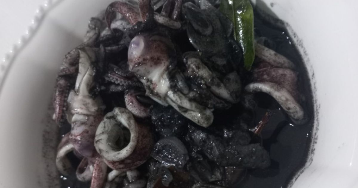 Resep Tumis Cumi Hitam oleh Pawon Buneng - Cookpad