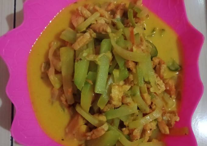 Resep Sayur lodeh labu Siam tempe cabe oleh Mamah Fadli - Cookpad
