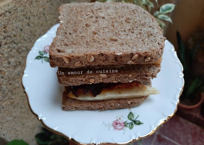 Sandwich merguez frites fromages 🥪 de Un amour de cuisine - Cookpad