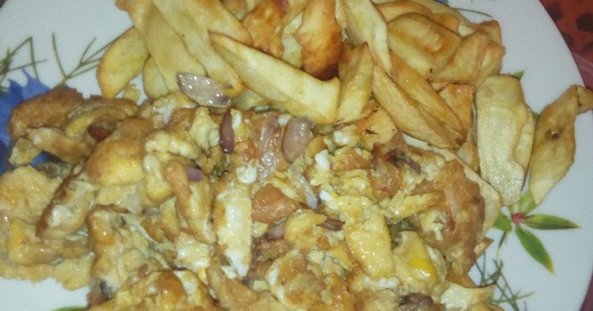 Fried Potatoes Nd Egg Recipe by Meeynarh's Kitchen - Cookpad