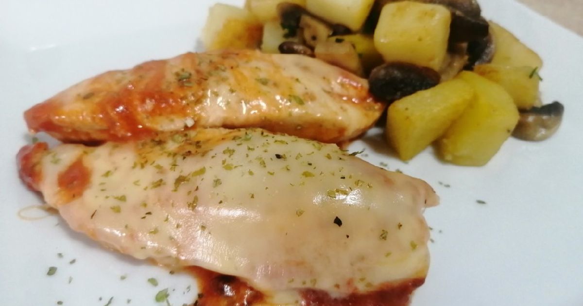 Pollo Napolitano Con Papas Salteadas Receta de Alejandra Tenorio- Cookpad