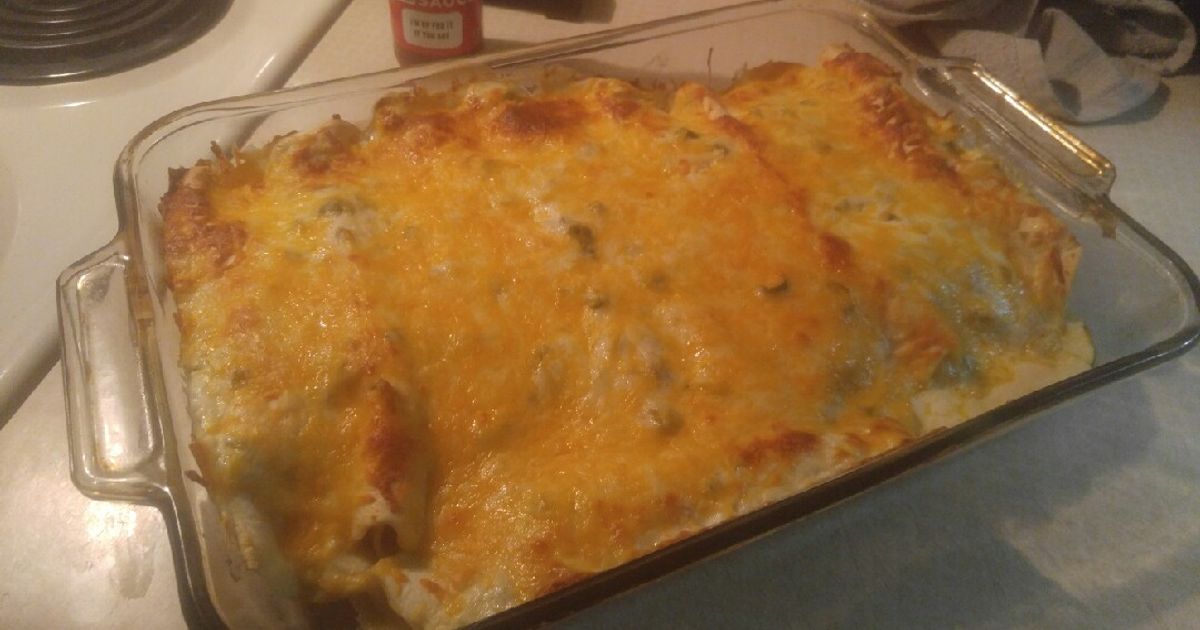 Jalepeno & Sour Cream Chicken Enchiladas Recipe by Jessica Broyles
