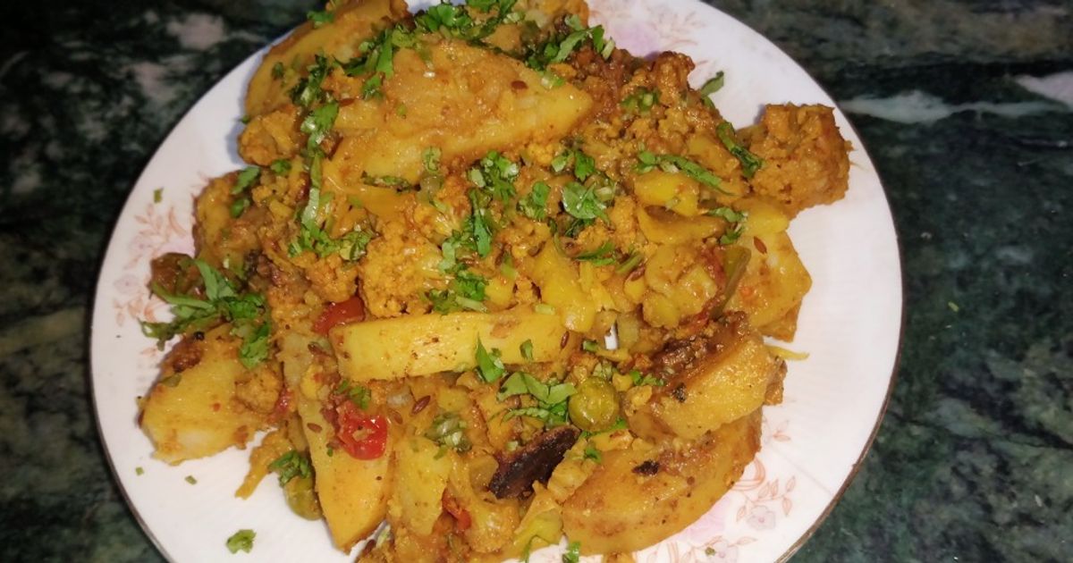 Aloo Gobi Matar (Potato, Cauliflower, And Pea Curry) Recipe By Eesha Verma