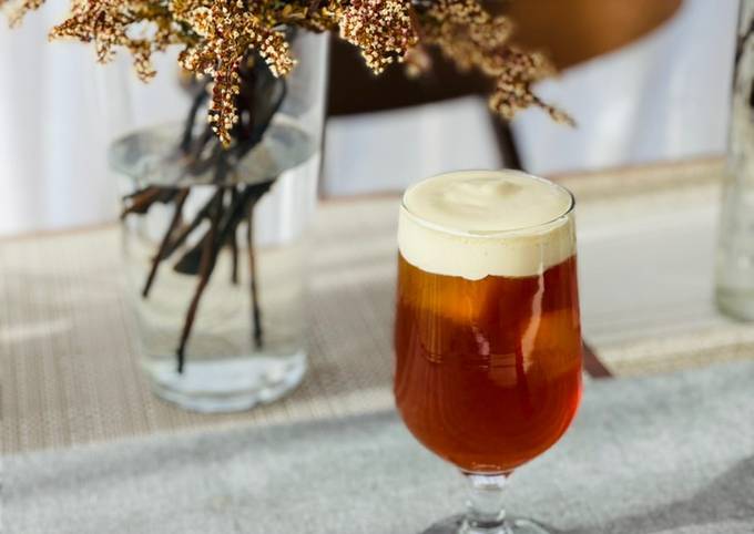 ｜飲品｜芝芝奶蓋紅茶 milk cap tea 食譜與作法 by ERiN - Cookpad