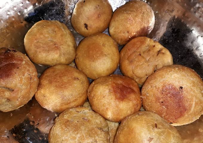 Fried Bati Recipe by Kirti Bhadane - Cookpad
