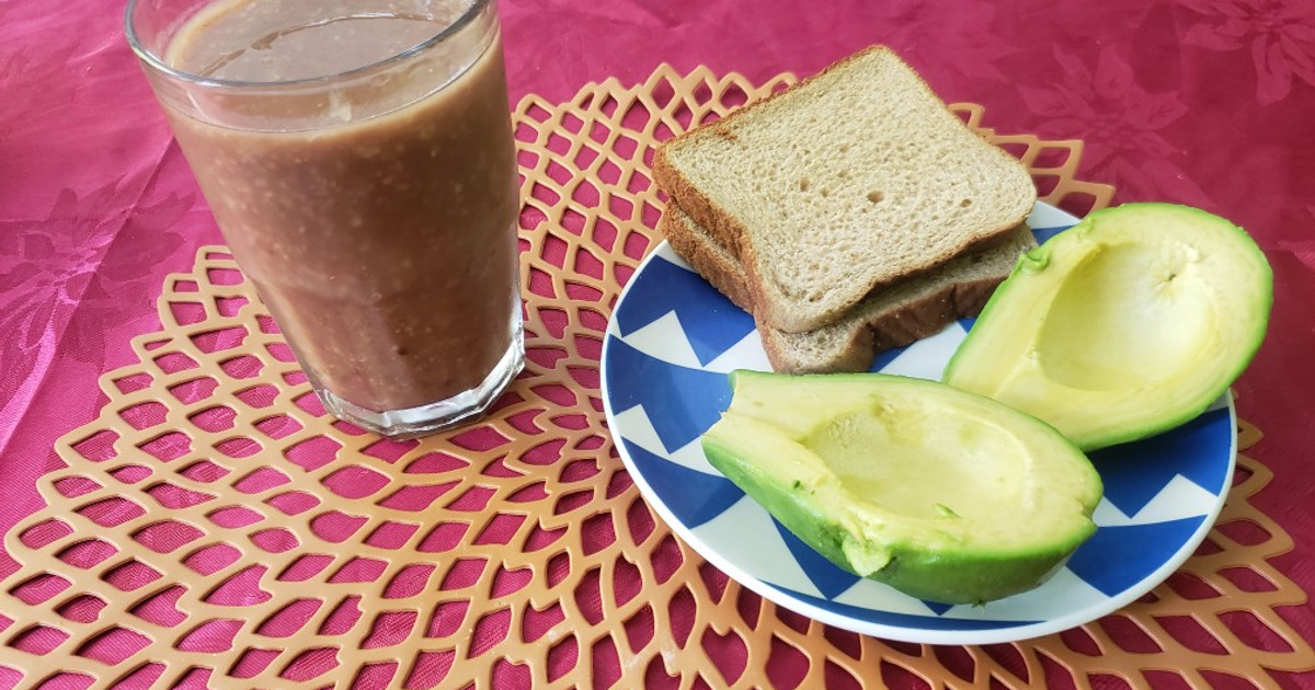Desayuno Saludable A Base De Quaker Con Manzanas Y Pan Y Palta Receta ...