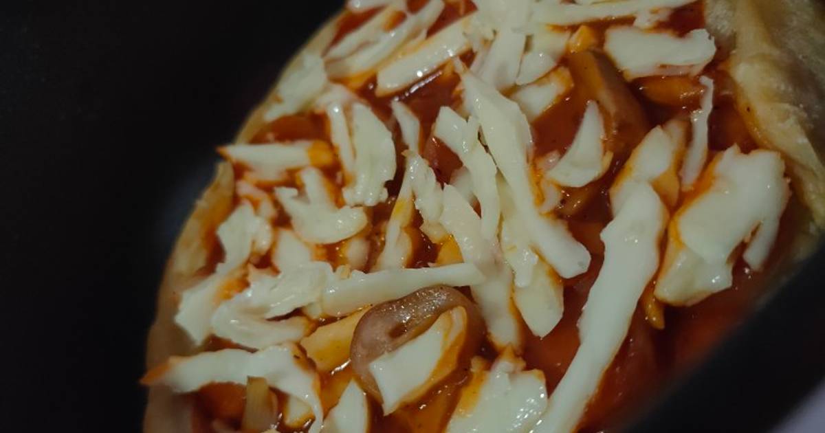 Resep Pizza Jamur Sosis Saus Barbeque Teflon oleh Amalia - Cookpad