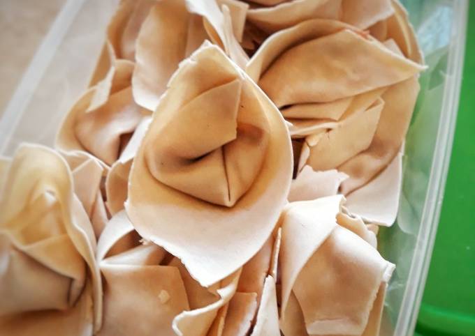 Resep Pangsit Isi Kornet Simpel (Frozen) oleh Siva Alesha_Kitchen - Cookpad