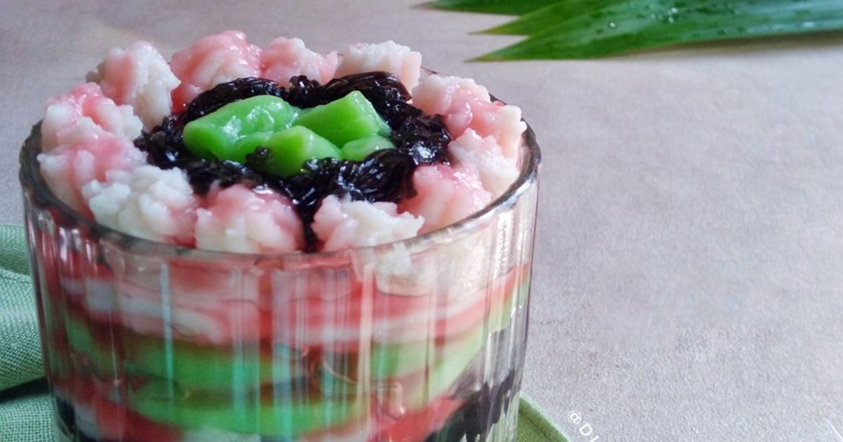 Resep es tebak segar, gurih & manis untuk minuman dingin