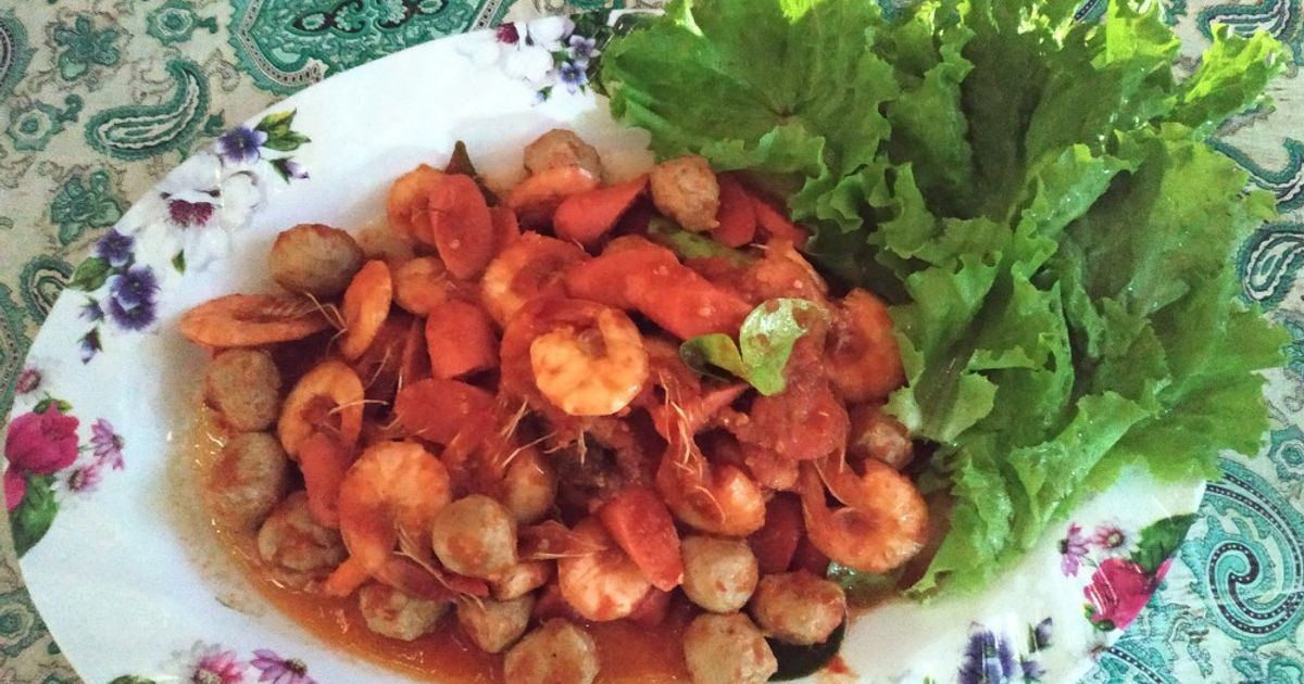 Resep Bola Bola Ikan Udang Asam Manis oleh RAFFA CAKE - Cookpad