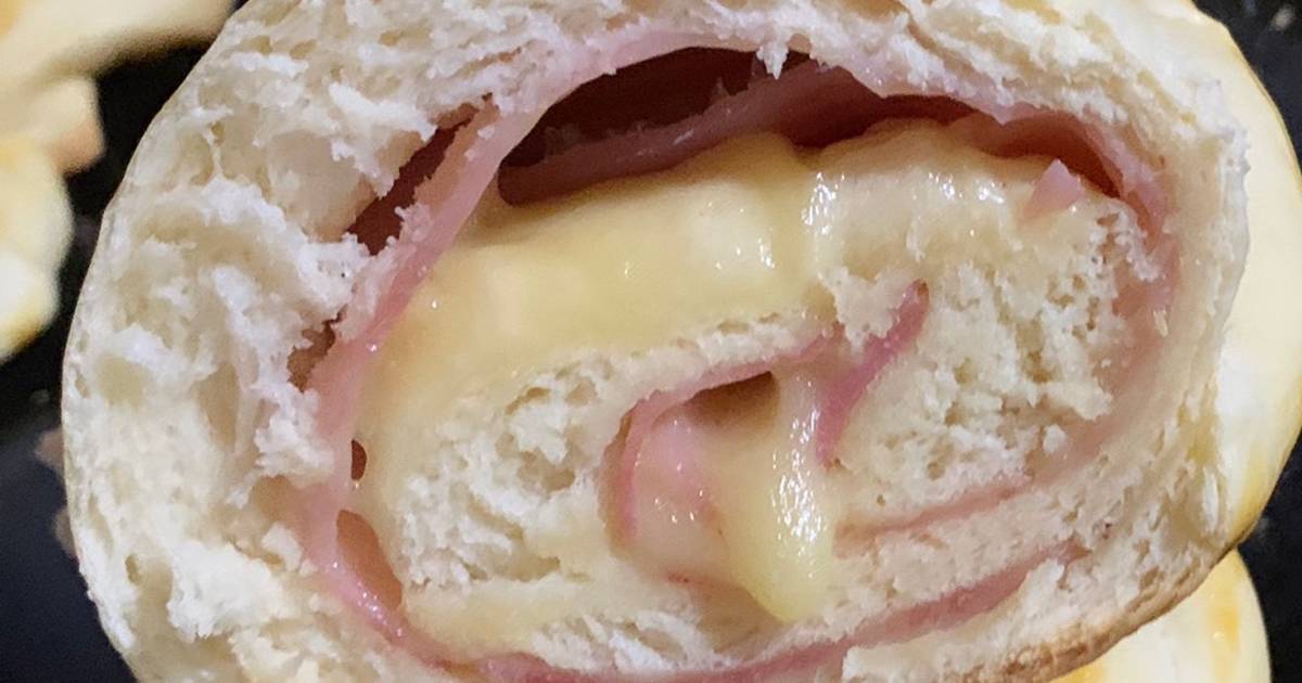 Pan relleno jamón y queso Receta de Laura Texeira- Cookpad