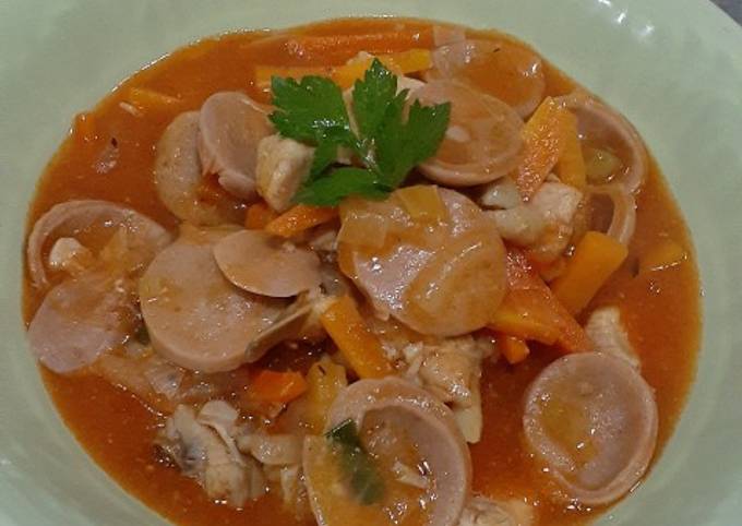 Resep Sup Merah Ayam oleh Umma Himmah - Cookpad