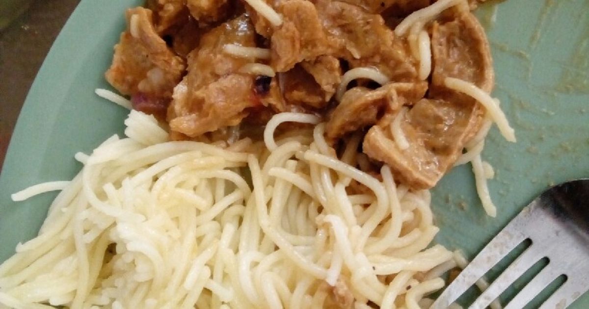 Butter Spaghetti And Sossi Soya Recipe by Mercyline I - Cookpad