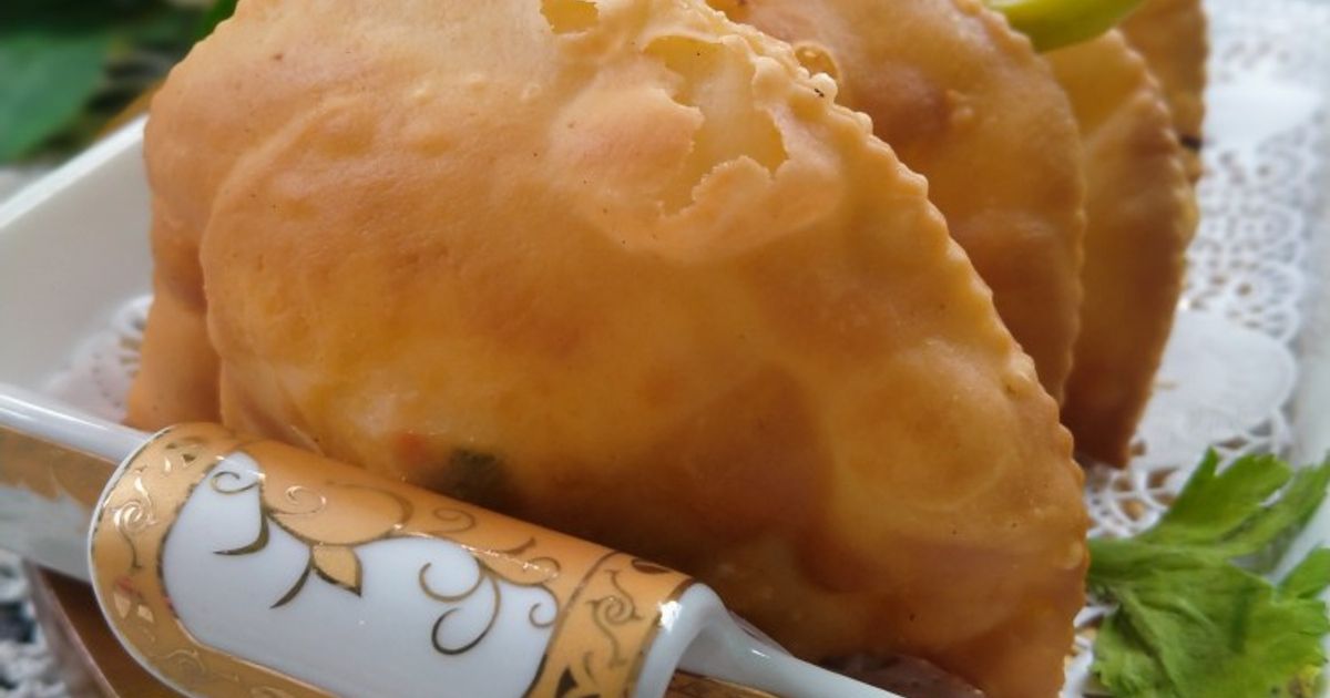 Resep Pastel Rogut oleh Ida Ayu Sukmasari - Cookpad