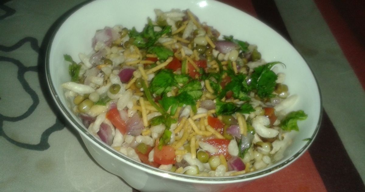 Sprout Bhel Recipe by Mukti Sahay - Cookpad