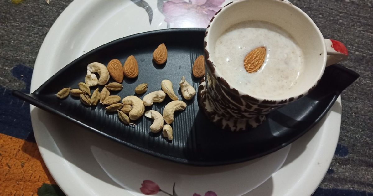 Dry Fruits Masala Milk Recipe by Poonam Ragwani - Cookpad