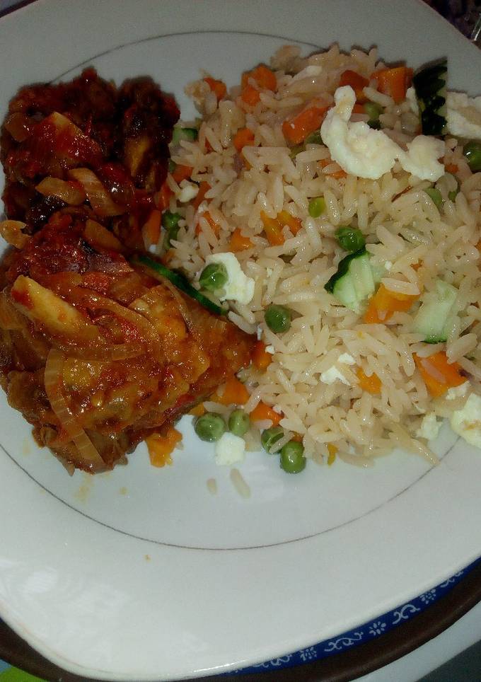 Chinese rice da peppered chicken girki daga ZeeBDeen - Cookpad