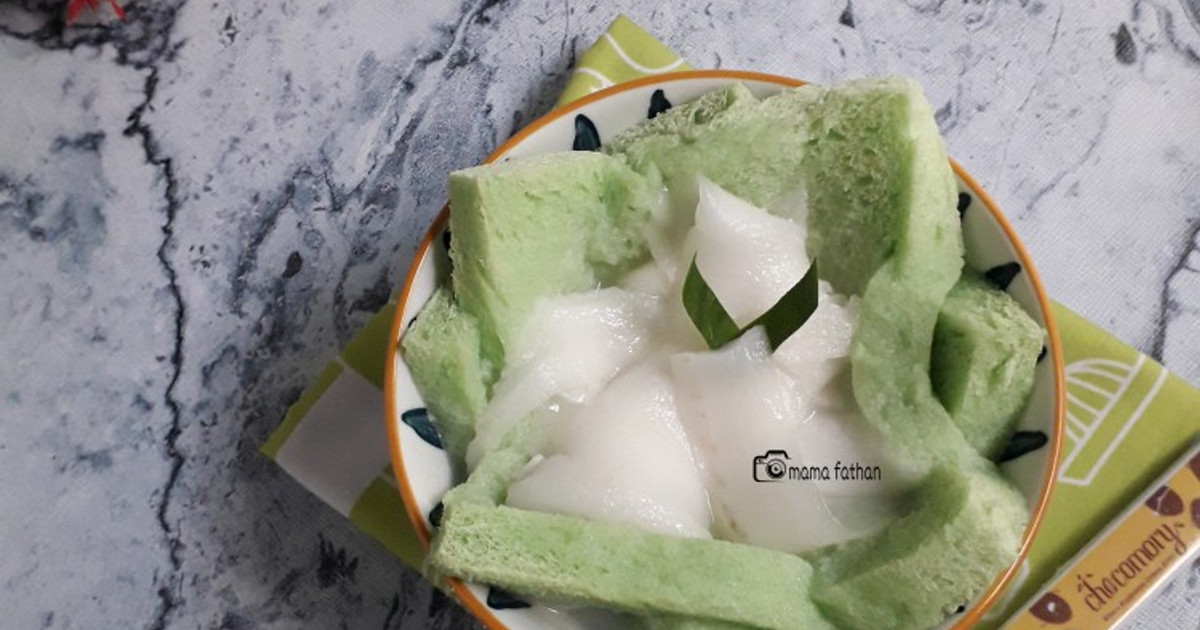 Resep Wedang Roti Pandan Kelapa Muda oleh Mama fathan - Cookpad