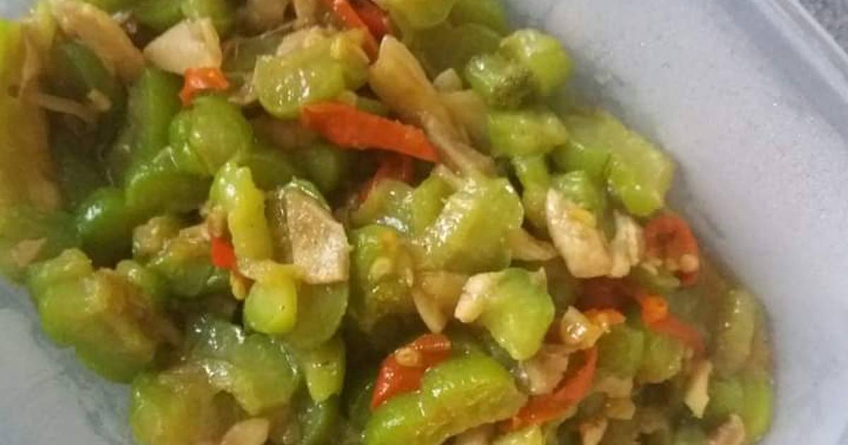 Resep Oseng pare dan ayam cincang oleh hanik kusuma - Cookpad