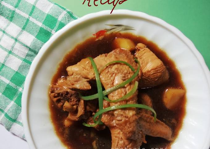Resep Semur Ayam Kecap oleh Anatasia Apri - Cookpad