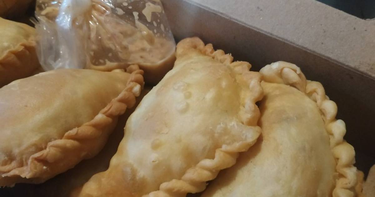 Resep Pastel Sayur Ayam Telur Renyah oleh mrsjatnika - Cookpad