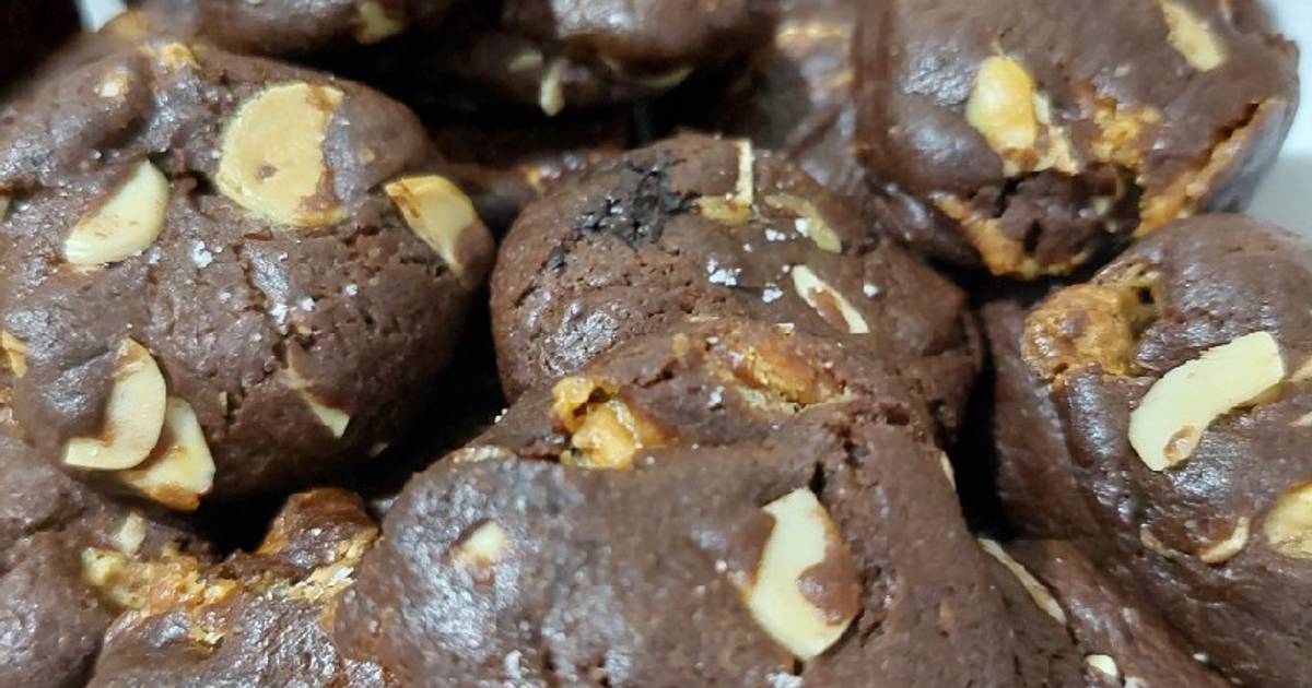 Resep Soft Double Choco Almond Cookies oleh Tirza Kartika - Cookpad