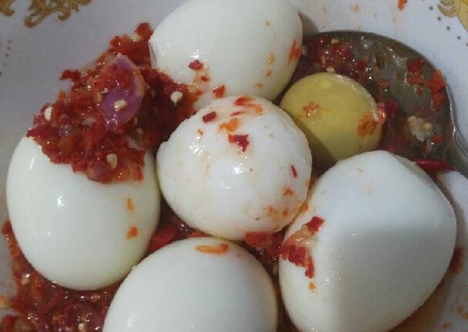 Resep Anyang telur ayam oleh Upiek Salero - Cookpad