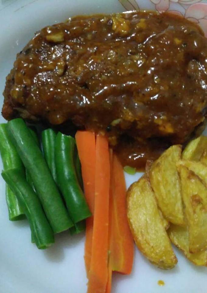 Resep Beef patty steak with black pepper sauce oleh Dian Kusuma Wardani ...