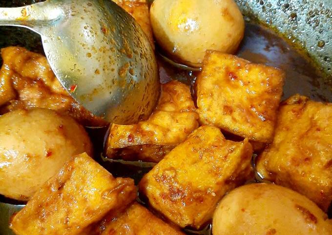 Resep Semur Telur & tahu oleh Madam Lia - Cookpad