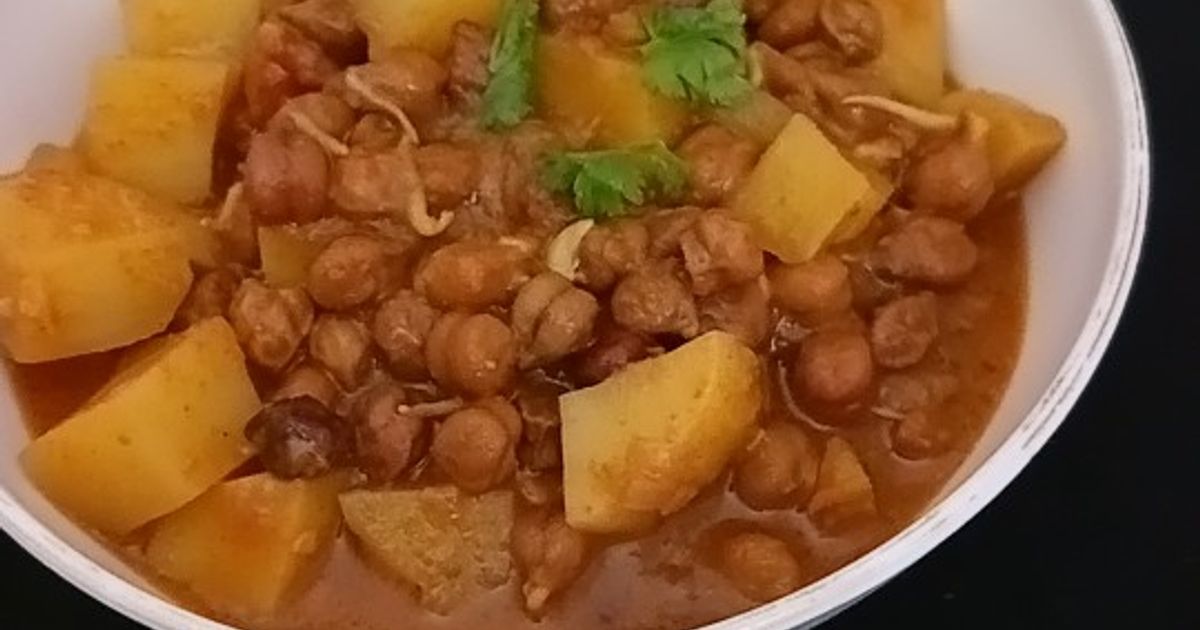 Marthak Jolly દ્વારા રેસીપી ફણગાવેલા ચણા બટેકા નું શાક - કૂકપૅડ