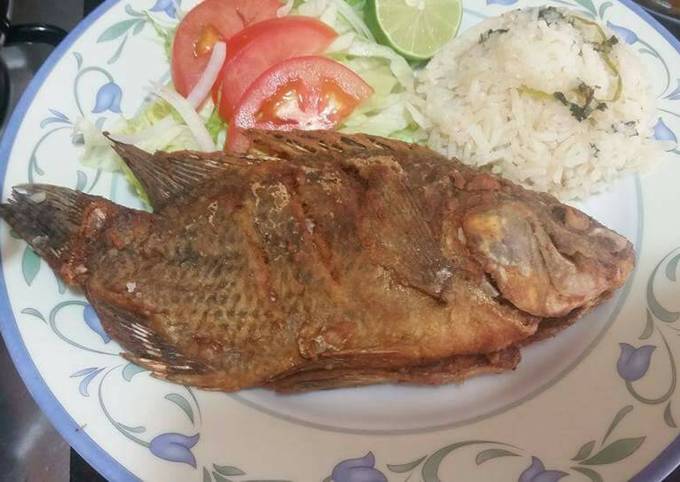 Pescado frito Receta de Aydee Gtz- Cookpad