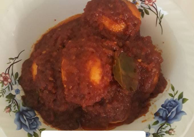 Resep Telur Bumbu Bali oleh Mama Galenara - Cookpad