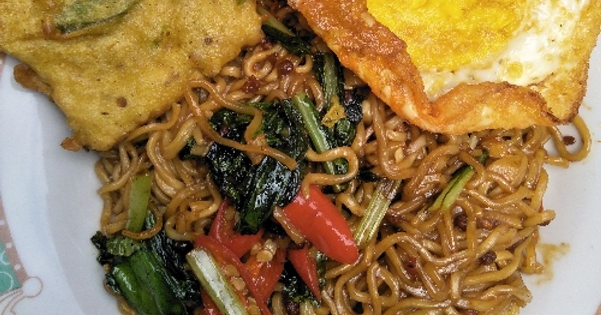 Resep Mie Goreng Telor Beda Dari Yang Lain oleh Lucky - Cookpad