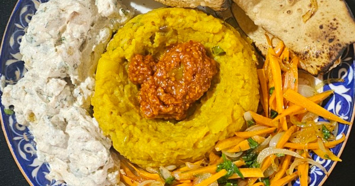 Satvik Khichdi Buddha Bowl(raita,Saute Vegetables, Papad.) Recipe by ...