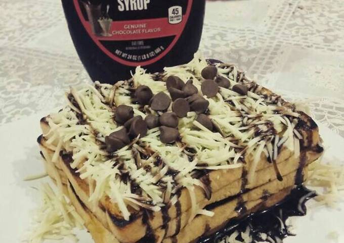 Resep Roti Bakar Peuyeum Coklat Keju Oleh Raya Cake And Cookies Cookpad