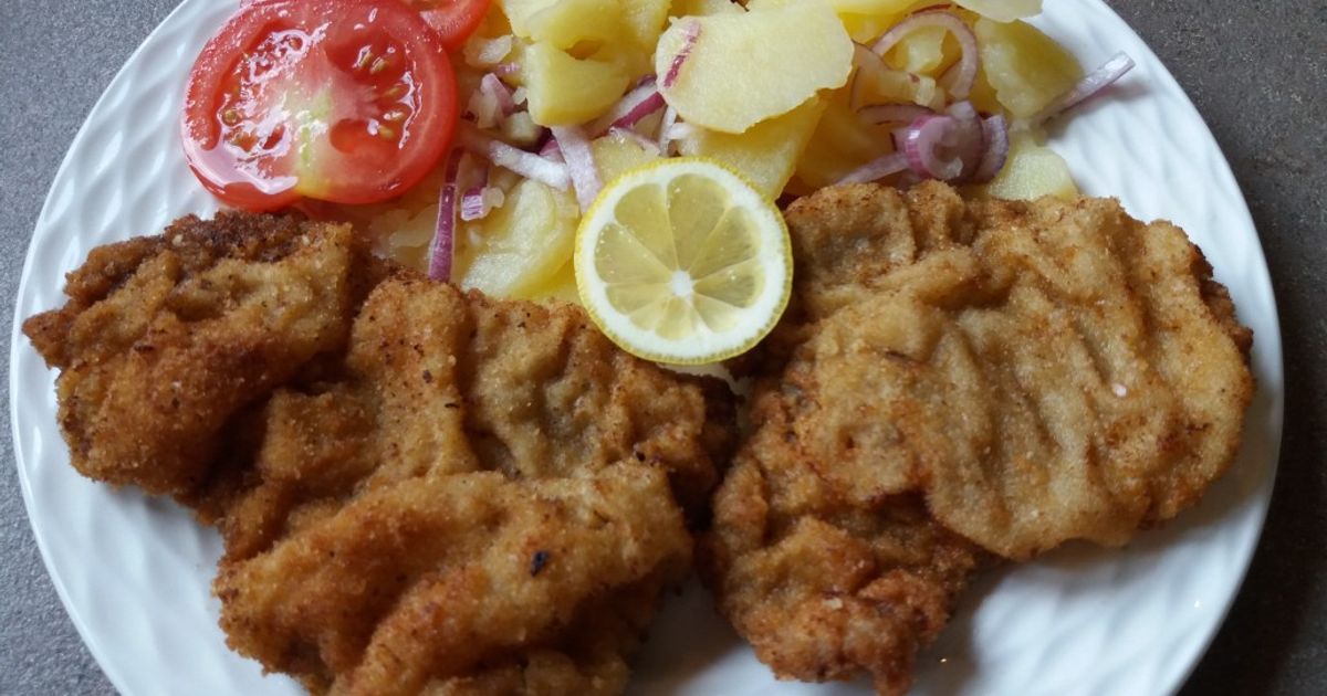 Borjú Bécsi Krumplisalátával | Poropatichné Magdi receptje - Cookpad ...