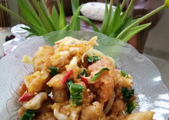 Resep Cumi Tepung Telur Asin oleh Rahminarita - Cookpad