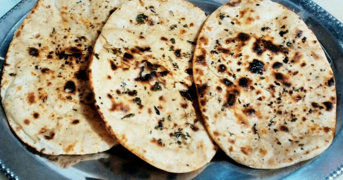 Tawa naan Recipe by Priyanka Gupta - Cookpad