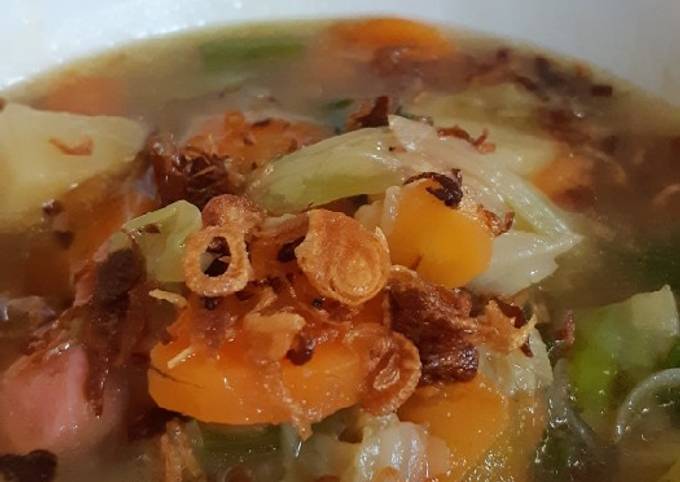Resep Sop Sosis oleh Mom's Syaqie - Cookpad